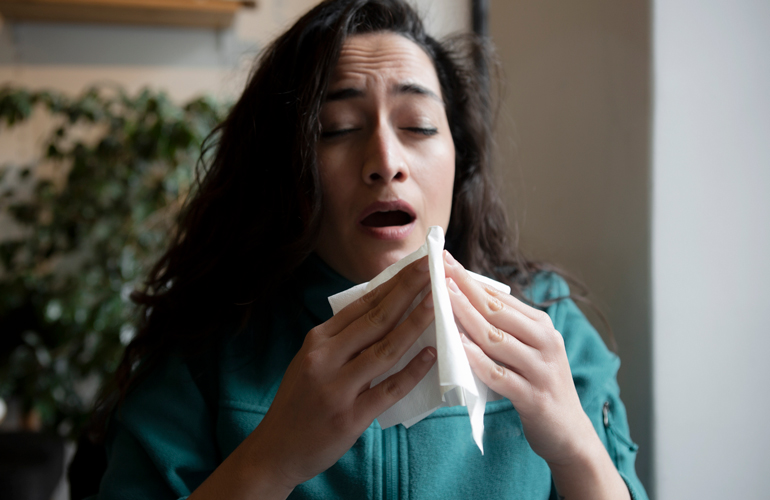Do you wee when you sneeze? Here’s how to stop it | Reader's Digest New ...