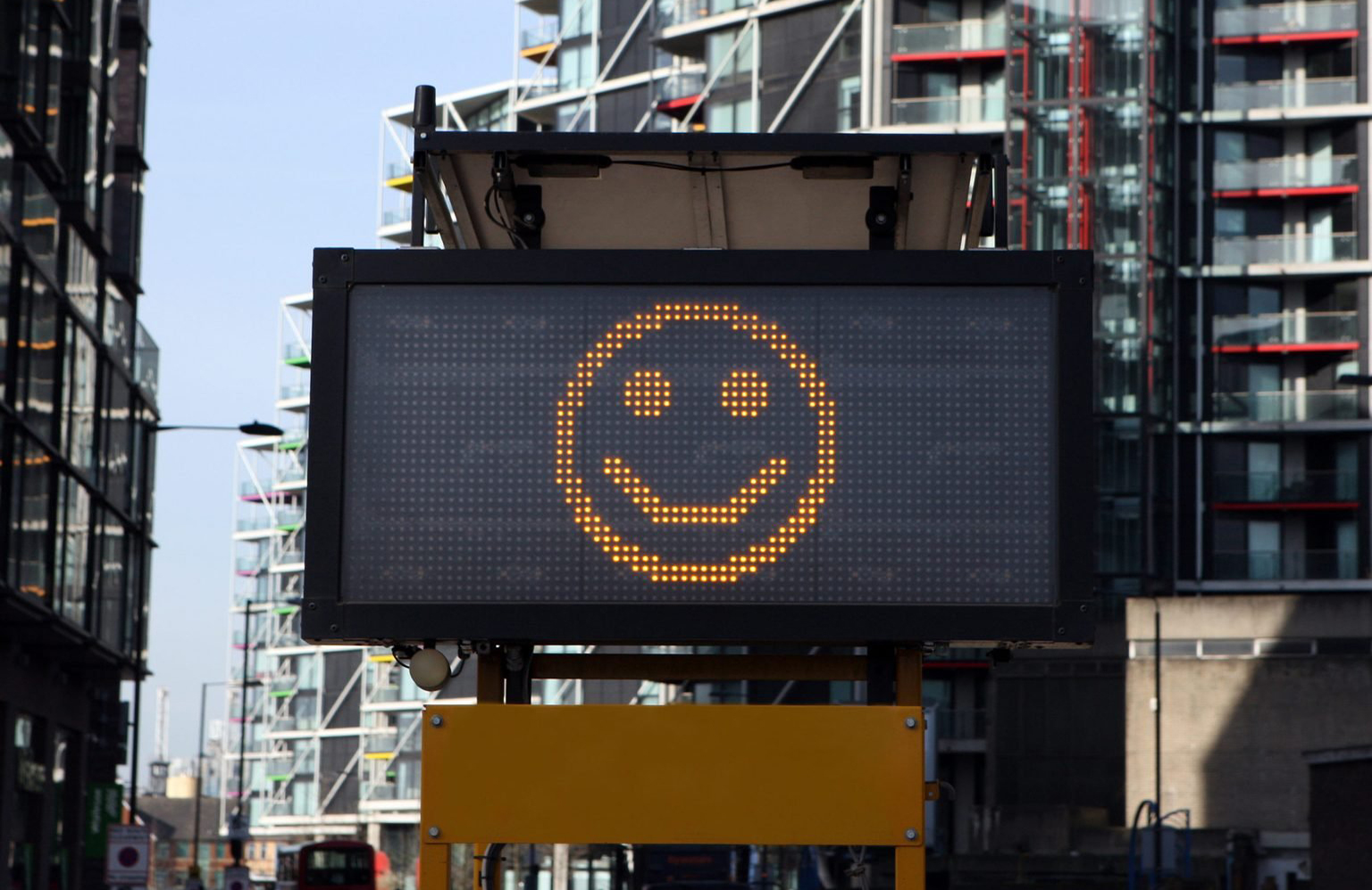 9 funny signs that are clearly messing with you | Reader's Digest New ...